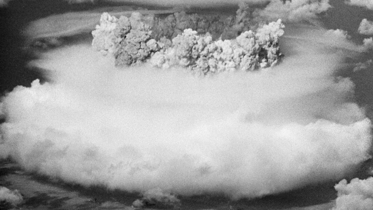 Crossroads + O digital explosivo inevitável - Instituto Moreira Salles