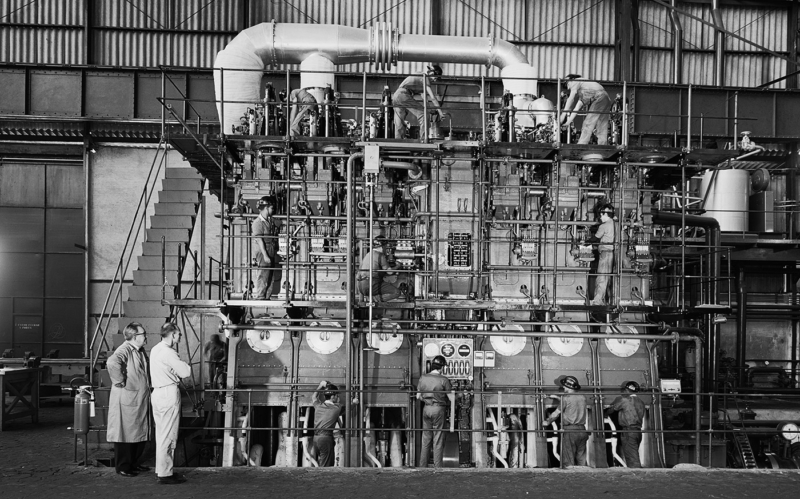 Por dentro das exposições - Flieg. Tudo que é sólido - Instituto ...